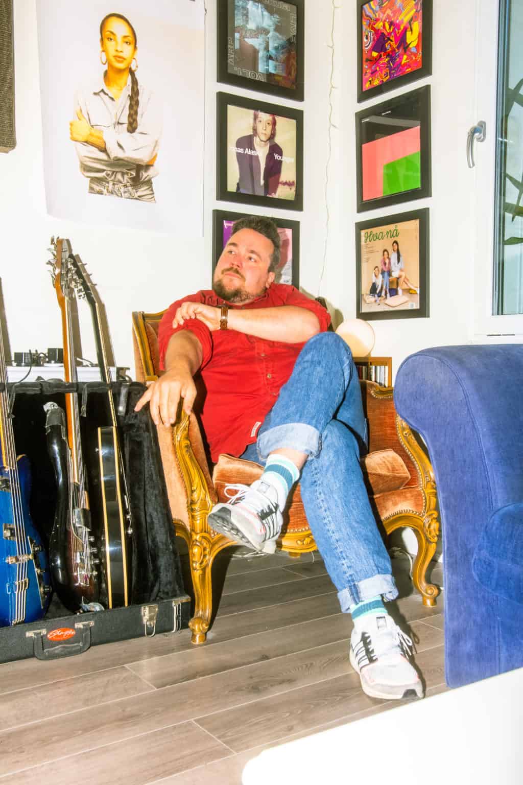 Med Pekula unngår Erlend Mokkelbost forventninger og irriterende branding